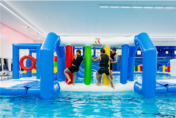 Wipe-out Waterpark - Kidsproof Rotterdam